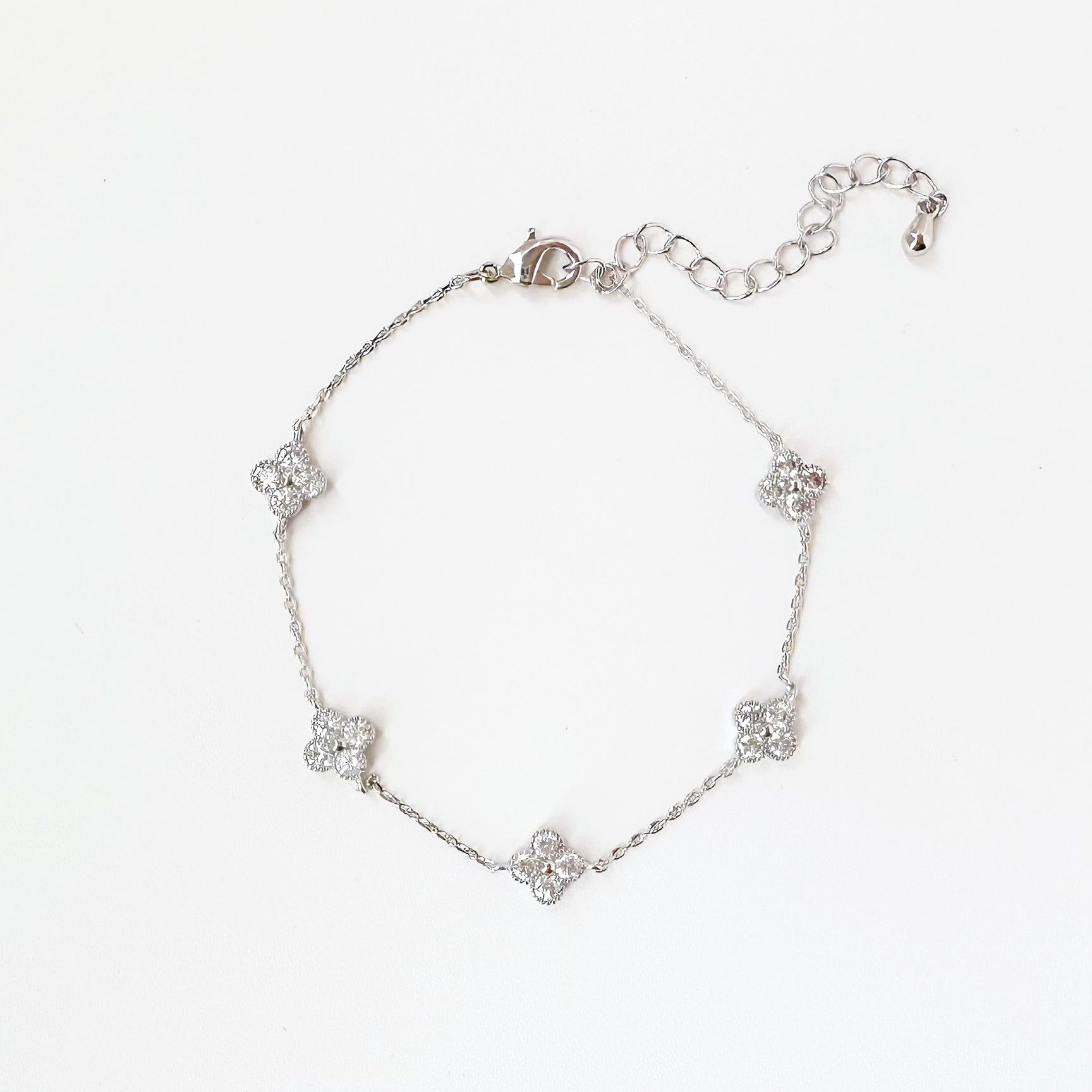 Vanya | Made in Korea | Dainty Jewellery – Aurelia Atelier