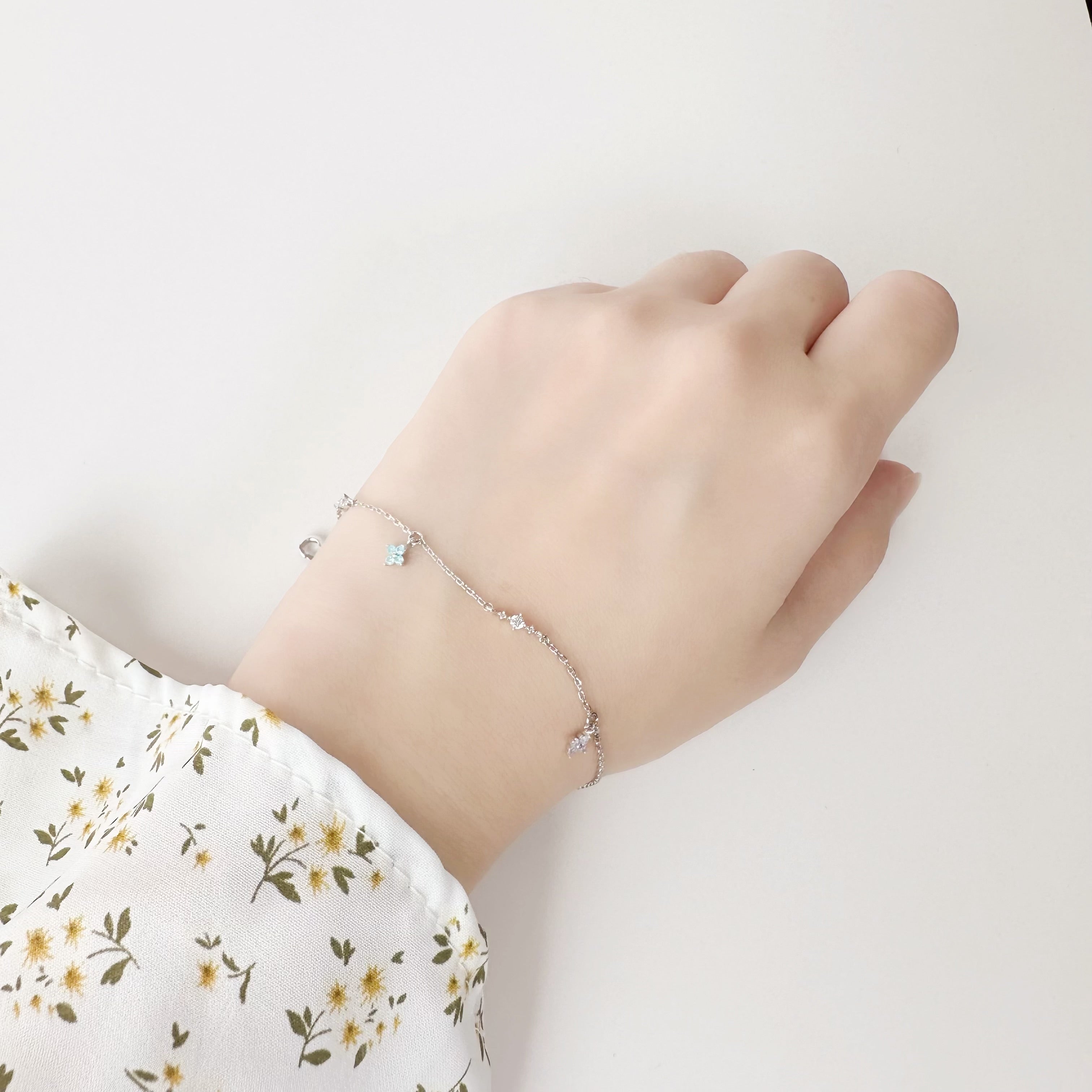 Dreamy Blossom Bracelet – Aurelia Atelier