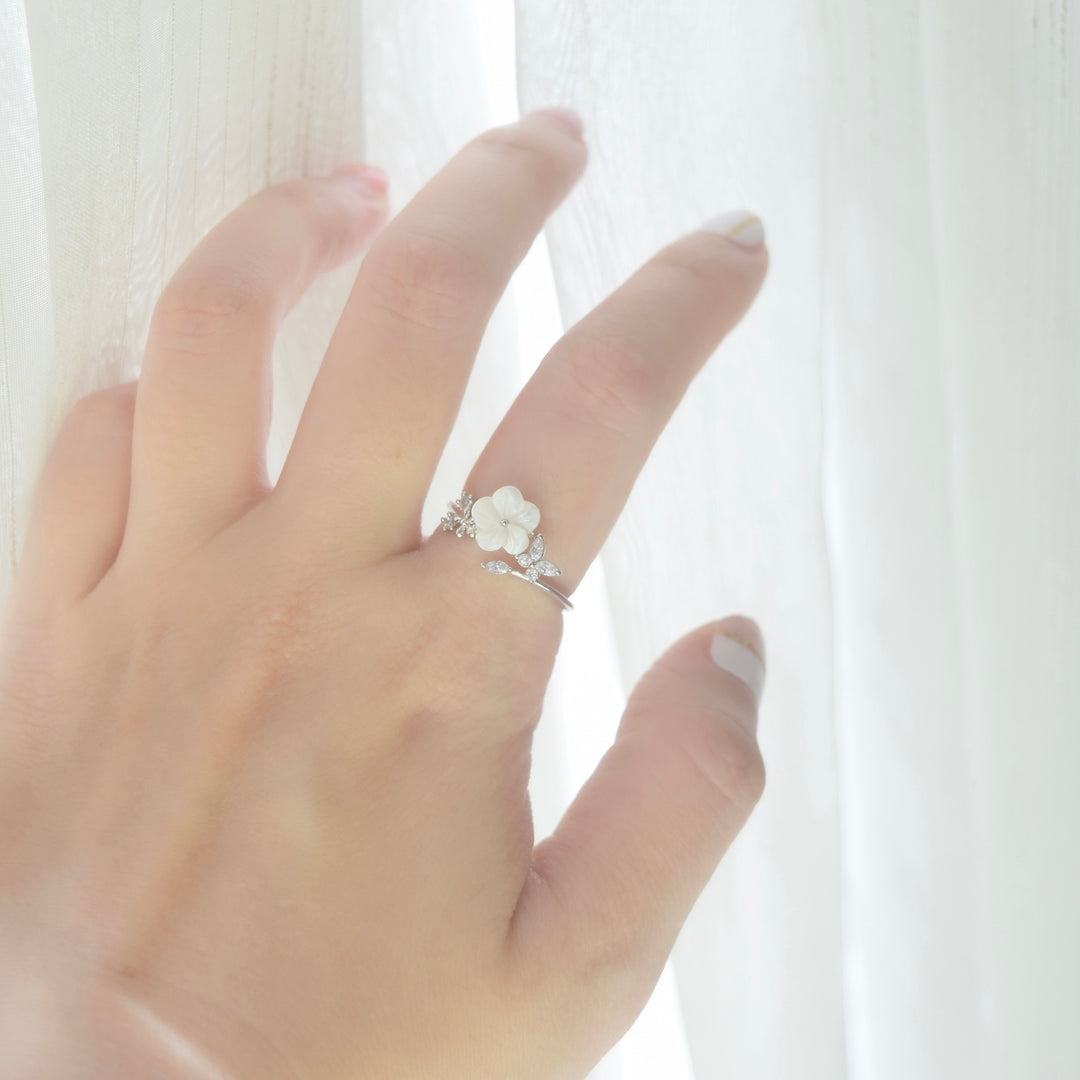 Silver Sakura Blossom Ring | Made in Korea | Dainty Jewellery – Aurelia ...